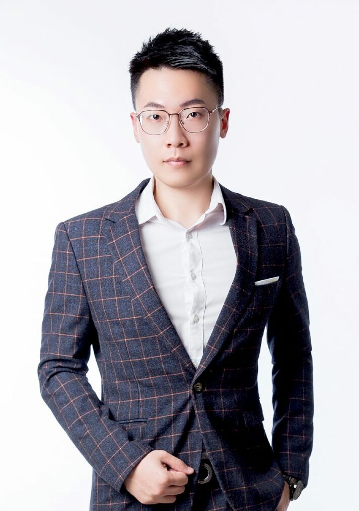 我们的超级团队 - M100 Group